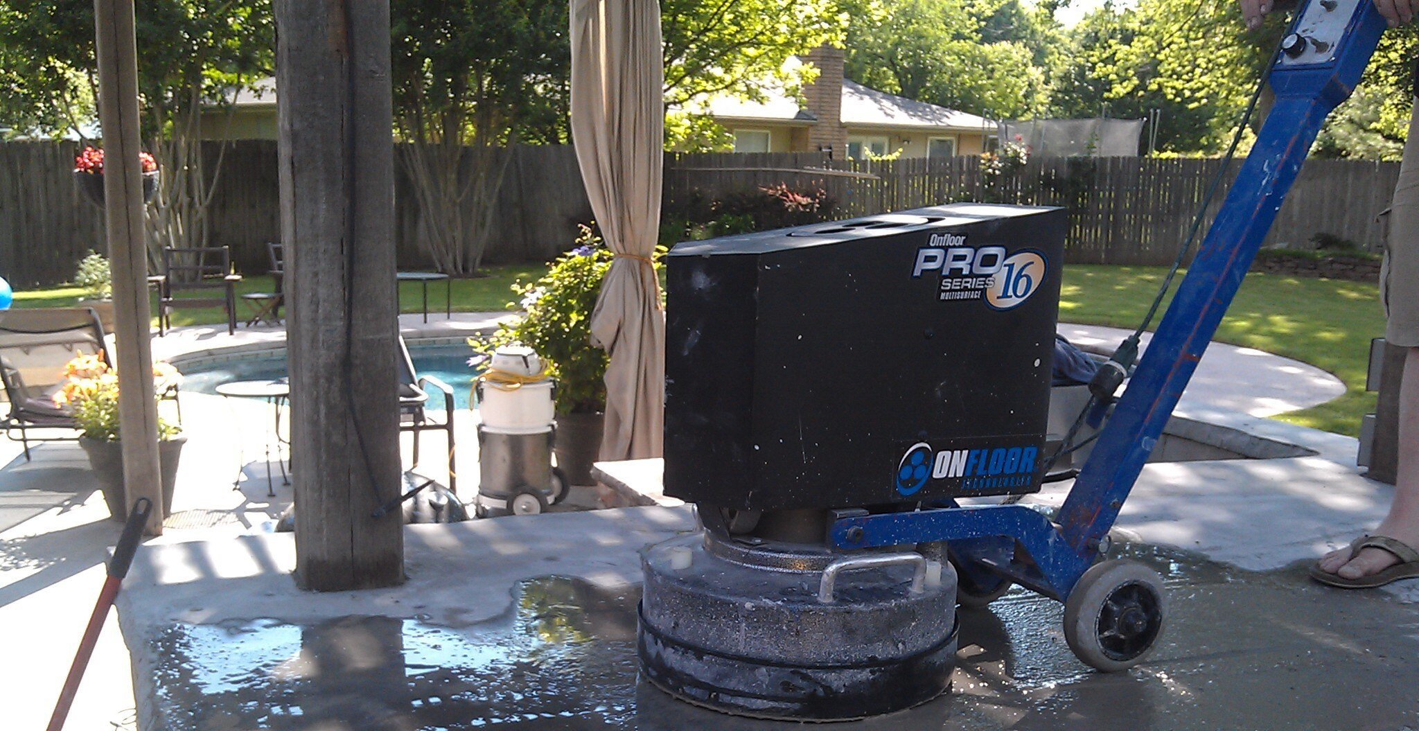 8 Ways to Repair a Deteriorating Concrete Patio - Onfloor