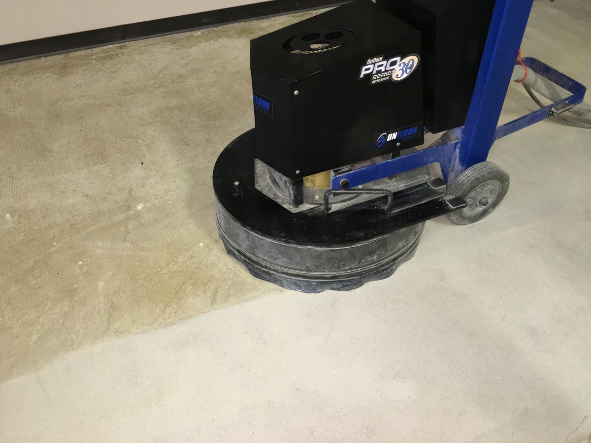 8 Simple Steps for Carpet Mastic Glue Removal - Onfloor